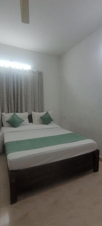 Munnar meadows, Anachal (updated prices 2026)