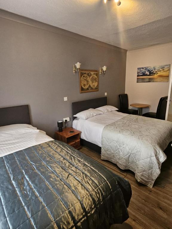 The Ship Hotel, Crediton (updated prices 2025)