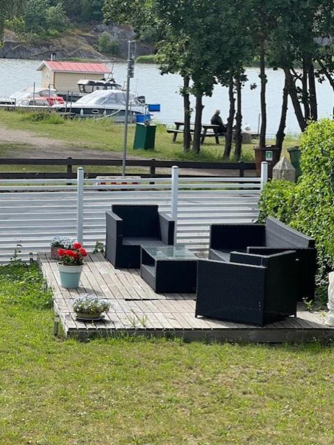 Röda Stugan, granne med badplats och havet, Karlskrona (updated prices ...