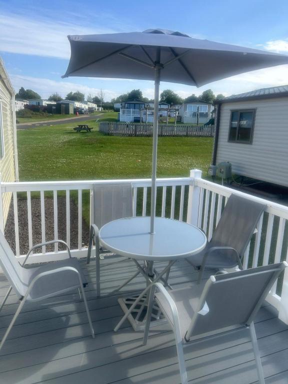 Thurston Manor Caravan Park, Pony Meadow, Dunbar (updated prices 2025)