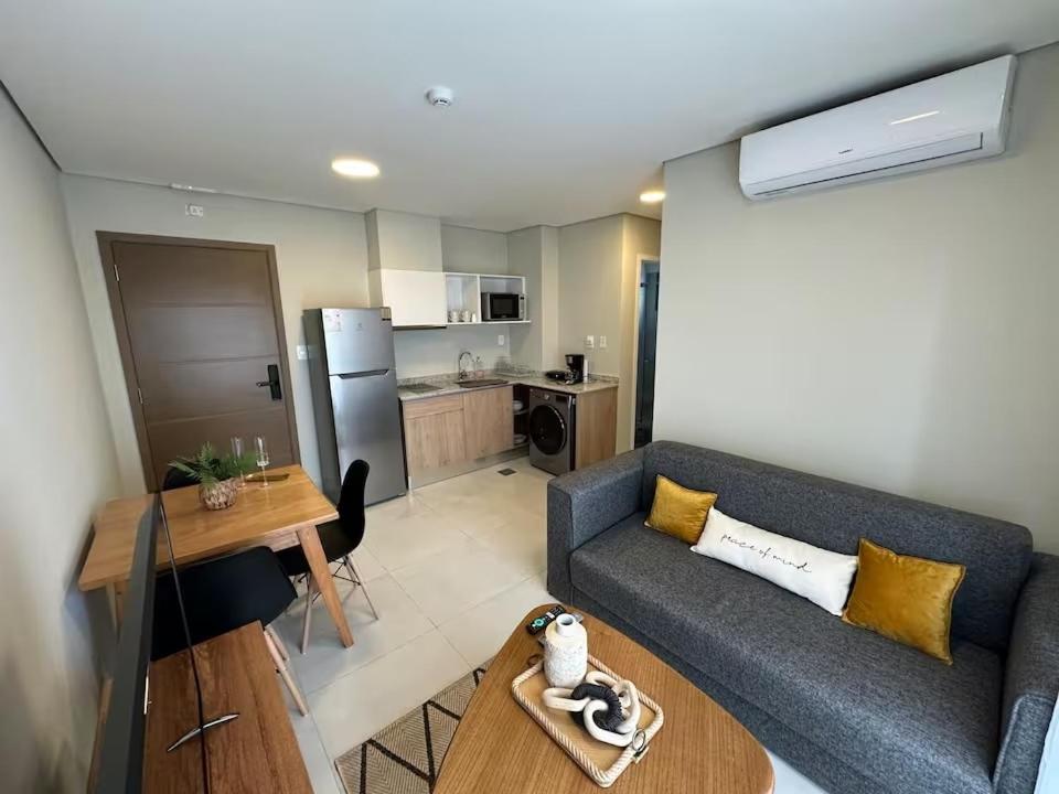 Apartmento con piscina y gimnasio en Asunción, Асунсьон (актуальные ...