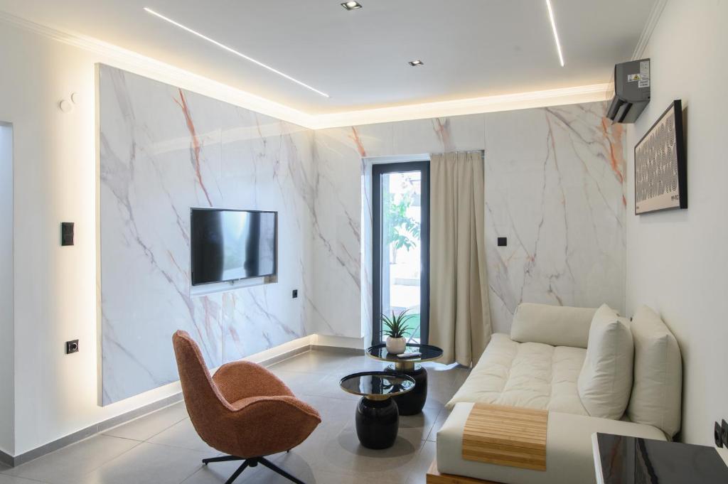 Kayia City Garden, Luxury Suite with Private Garden, Heraklio Town ...