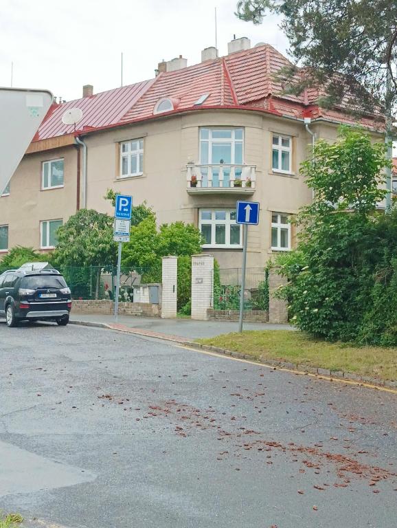 Sweet home apartment Kobylisy, Prague (updated prices 2025)