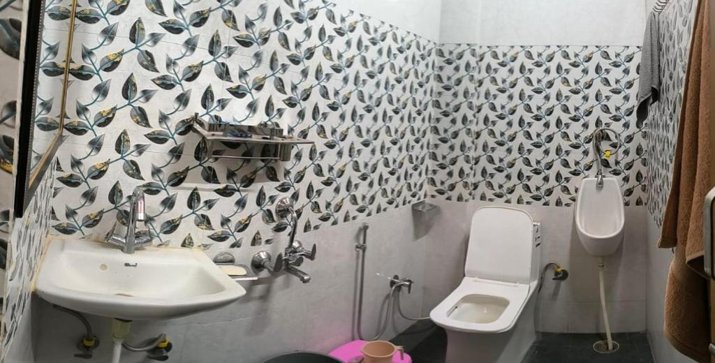 Ultimate Time Homestay, Stay & Party Point in Hills, Dagshai (precios ...