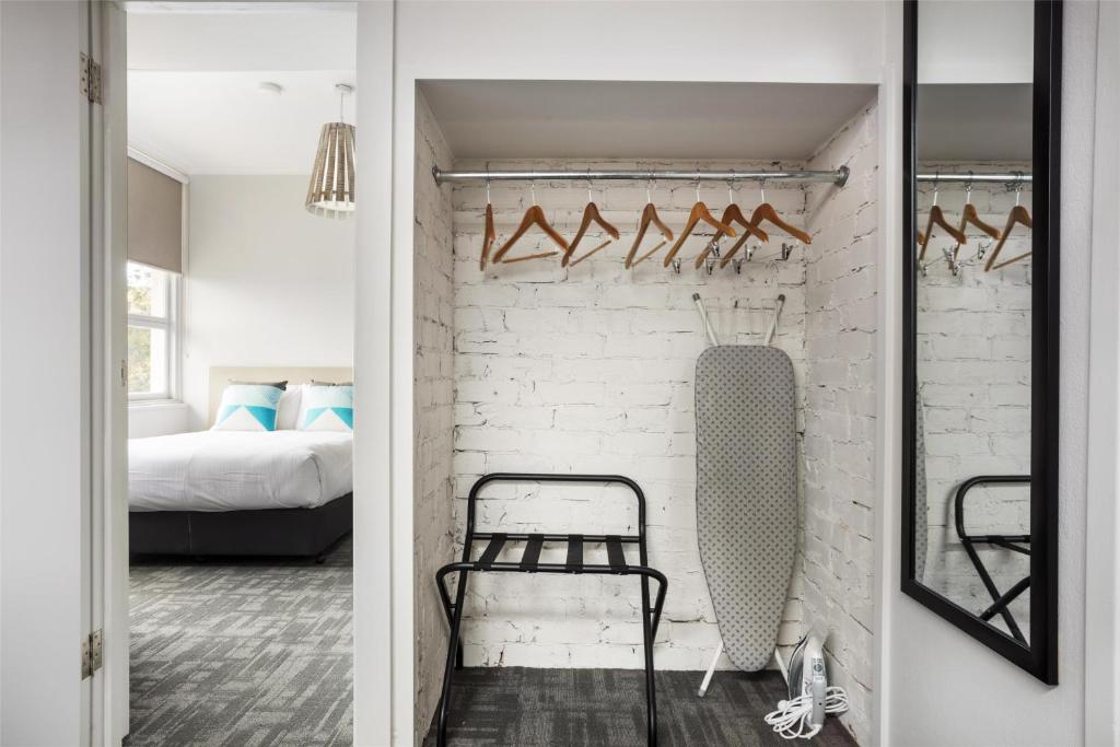 Nightcap at Caringbah Hotel, Caringbah (updated prices 2025)