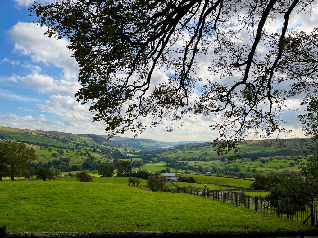 Martinsgate Snug, Middlesmoor (updated prices 2026)