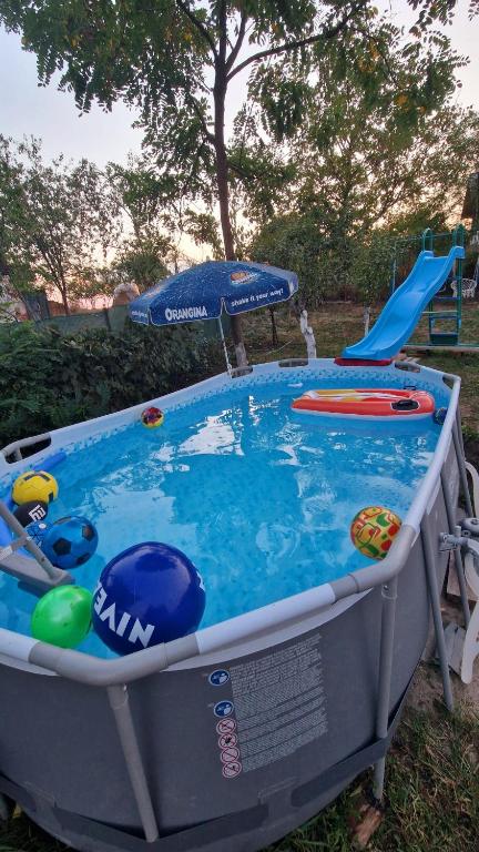 Căsuța de Vacanta strada Fantanii 21 Aldesti, Râmnicu Vâlcea ...