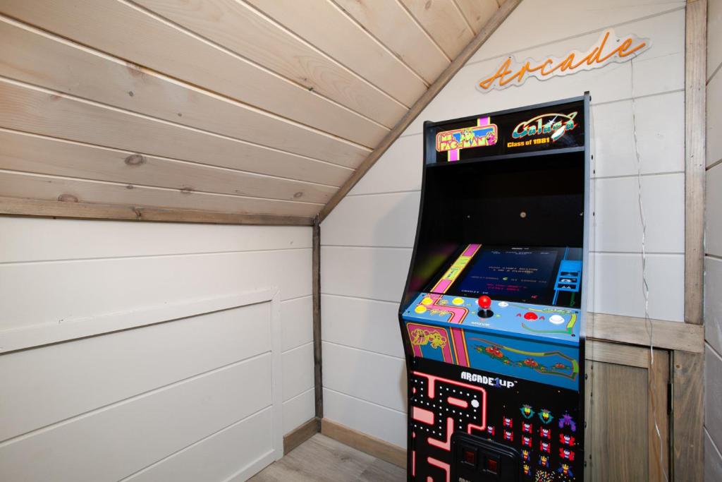 Winding Down: Modern Cabin Retreat, Pigeon Forge (updated prices 2025)