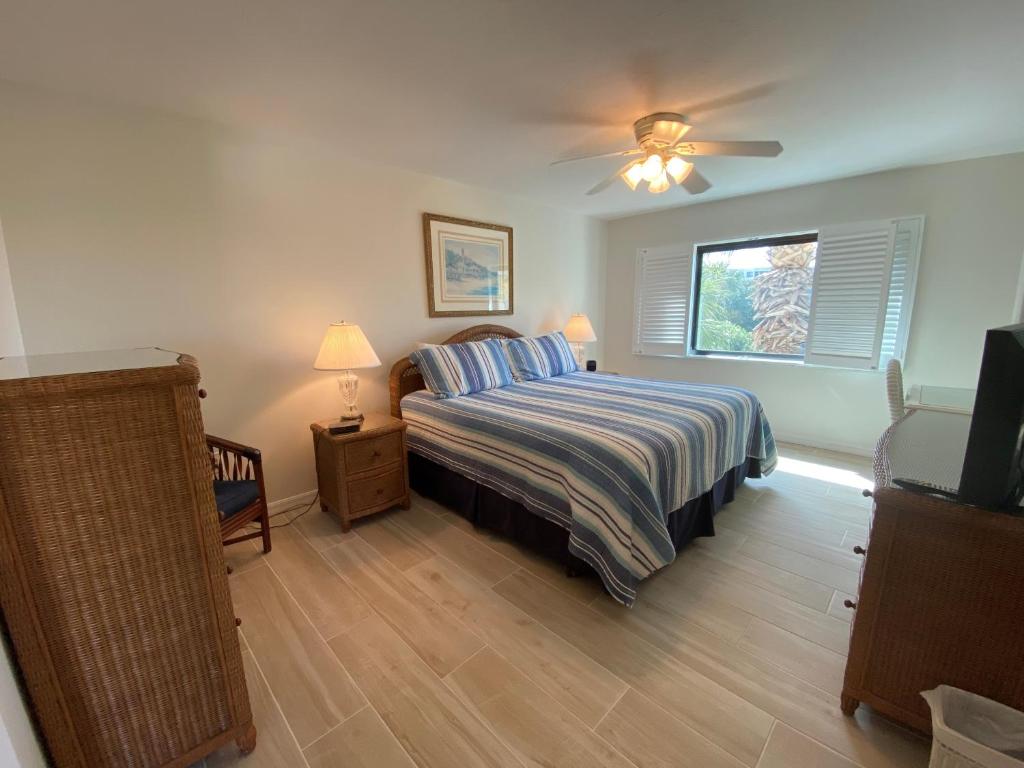 Siesta Dunes 1-209 by Siesta Dunes, Sarasota (updated prices 2026)