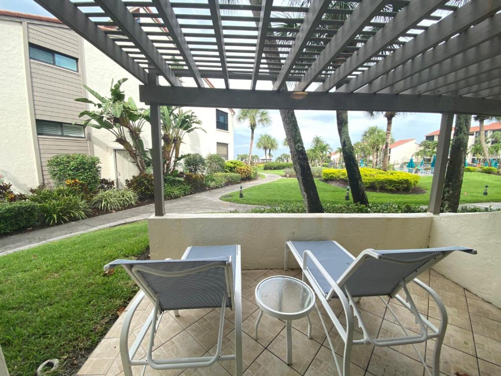 Siesta Dunes 2-100 by Siesta Dunes, Sarasota (tarifs actualisés, 2025)