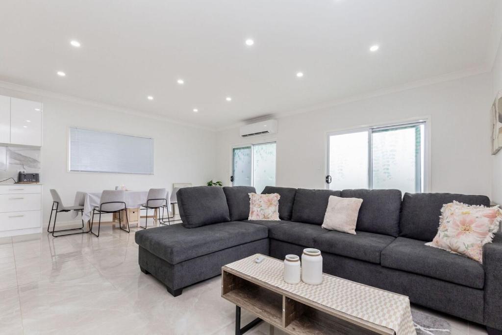 Entire House walk to South Bank mater, Brisbane (updated prices 2025)