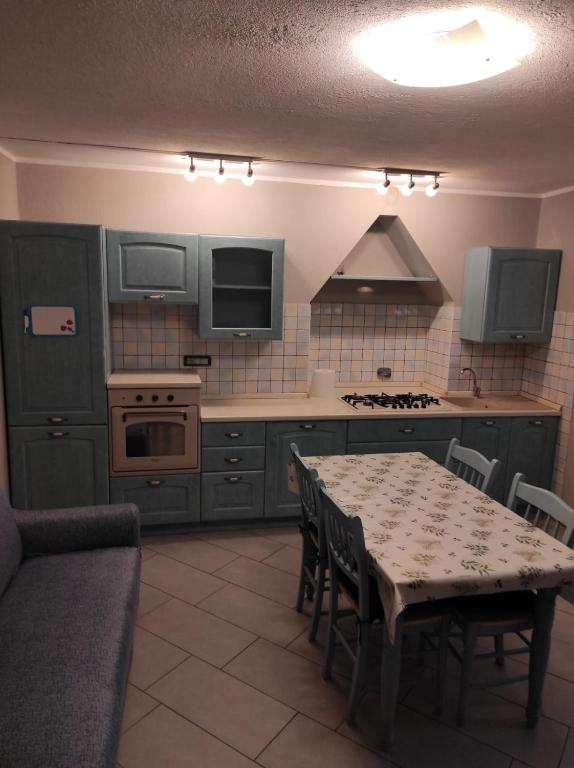 Le petit coin de Jason - Issogne, Issogne (updated prices 2025)