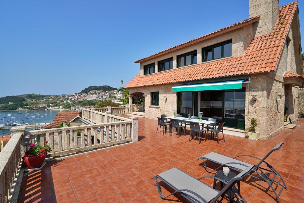 GALIHOST- Casa con impresionantes vistas al mar en Raxó, Raxo (updated ...