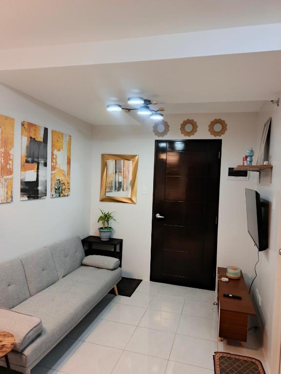 2 Bedroom Stay at Urban Deca Homes Banilad, Mandaue City (updated ...