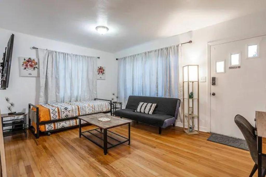 Cozy 2br Getaway Full Kitchen & Fast Wi-fi, Orlando (updated prices 2026)