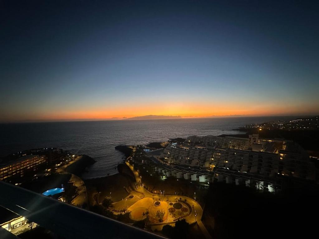 Sunset Over Paradise, Playa Paraiso (preços atualizados para 2025)