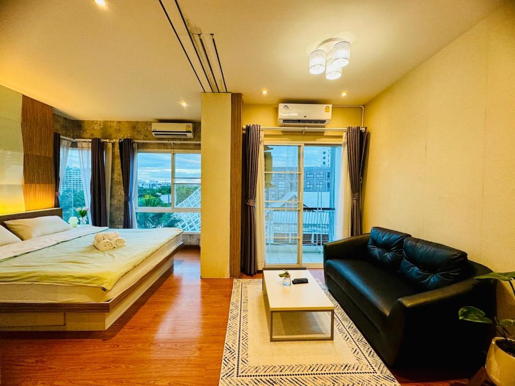 Cozy Home in Nimman -Maya View, Chiang Mai (updated prices 2026)