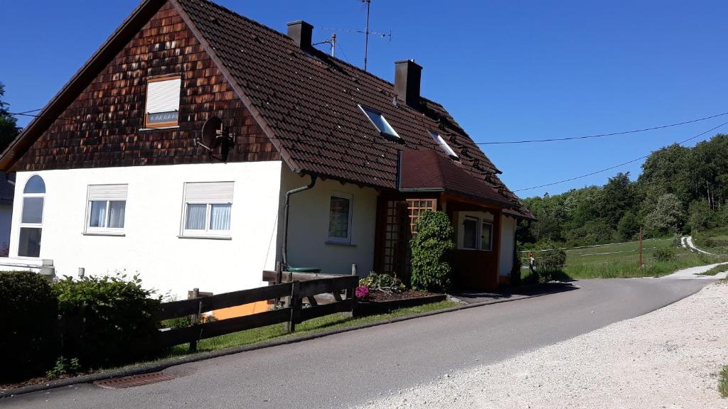 Ferienhaus Beim Wildenstein, 90qm, Beuron (updated prices 2026)