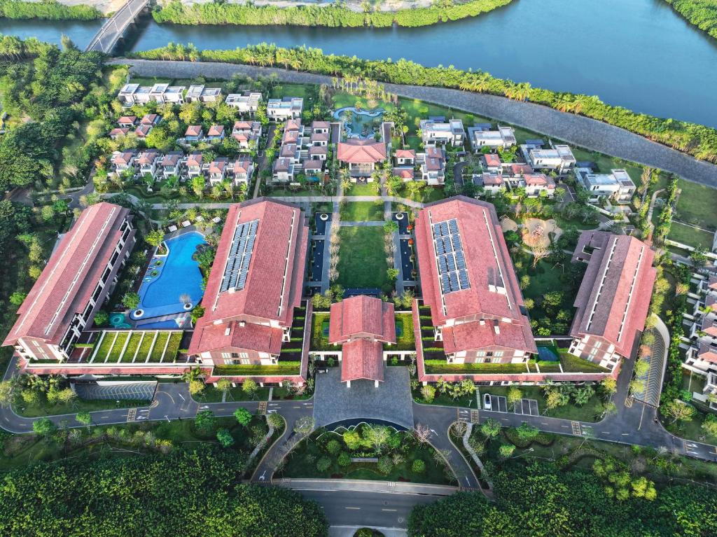 Sanya Lvshan Yiju Resort Hotel, Sanya (aktualne ceny na rok 2025)