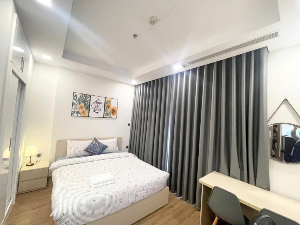 5 Star Studio, Private Walking Lake, Swimming Pool, Gyms, Quick To Airport, Hanói (precios ...