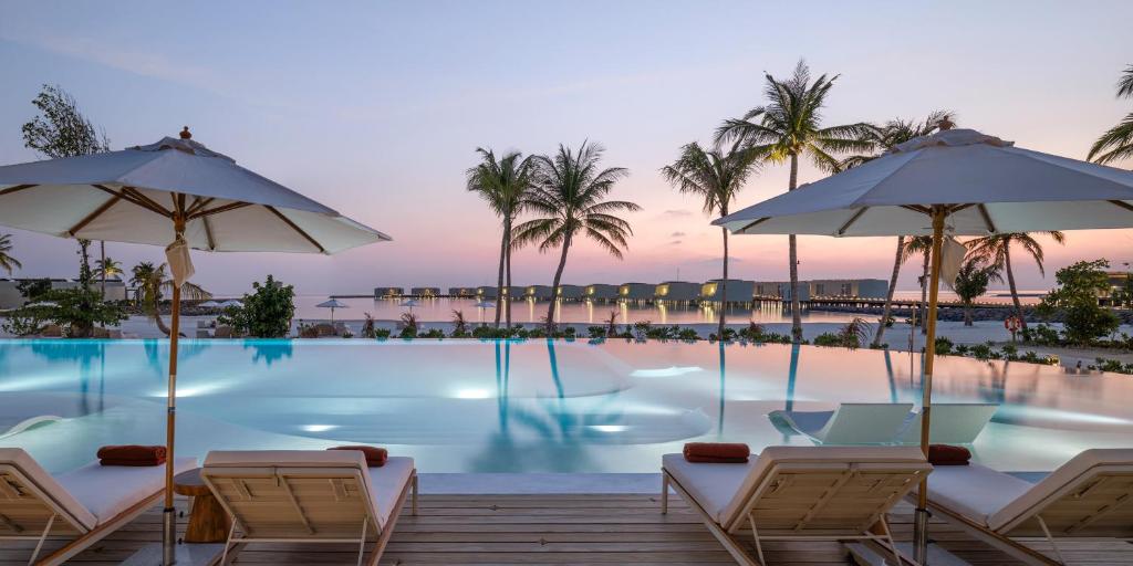 Centara Grand Lagoon Maldives, Nakatukufuri (updated prices 2025)