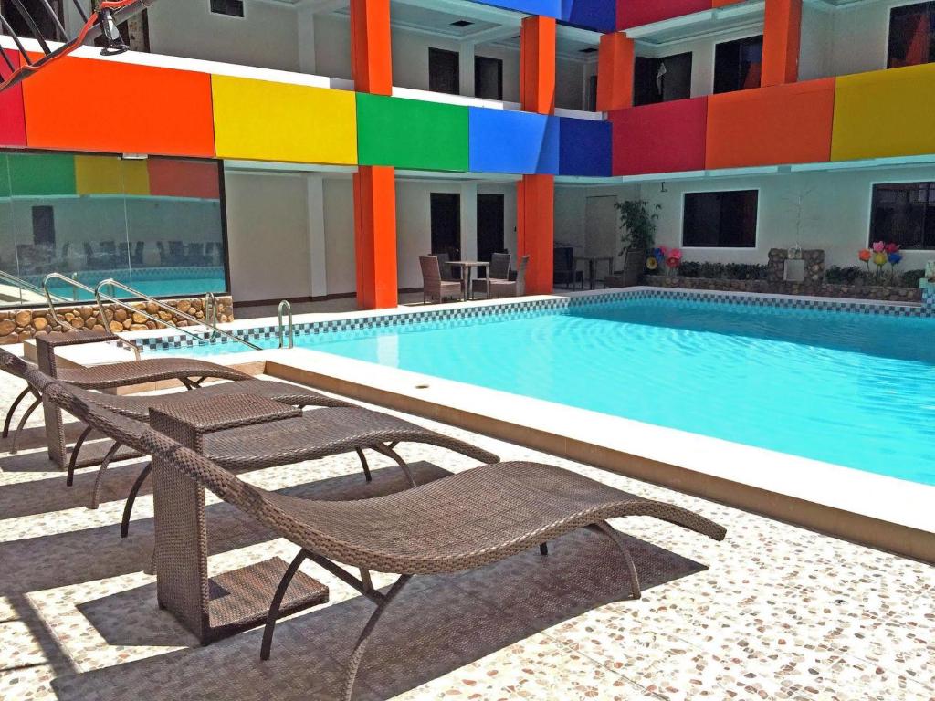 Fave Hotel Angeles City formerly Hotel America, Angeles (updated prices ...