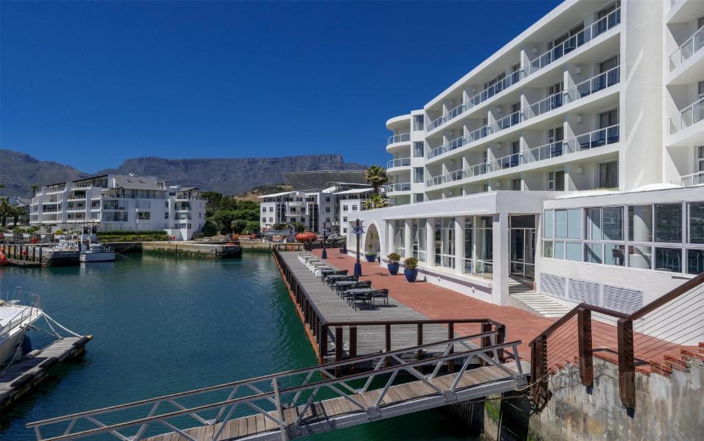 Radisson Collection Hotel, Waterfront Cape Town, Cape Town (updated ...