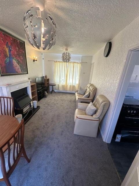 Glamour House Wolverhampton, Monmore Green (updated prices 2026)