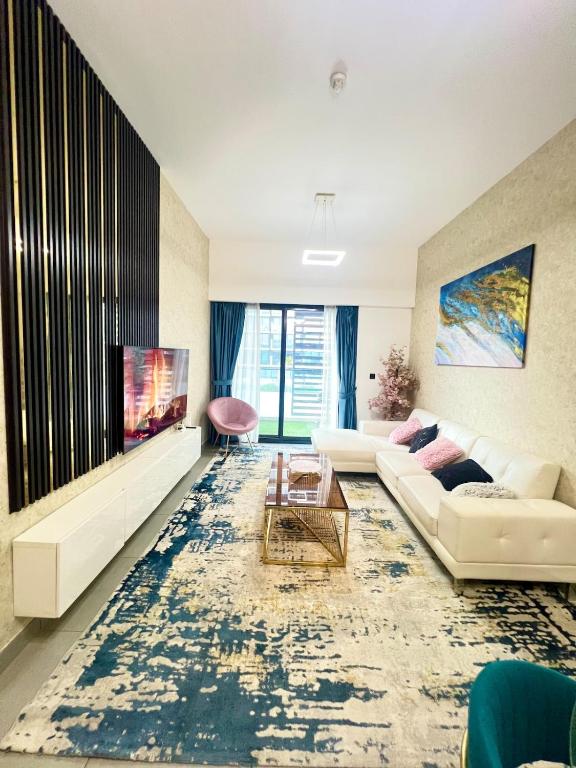 Elegant JVC 1 Bedroom & Study Room Apartment, Dubai (updated prices 2025)