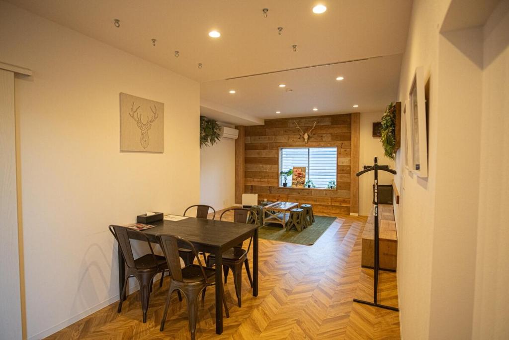 Zekkei, Azagawa (updated prices 2025)