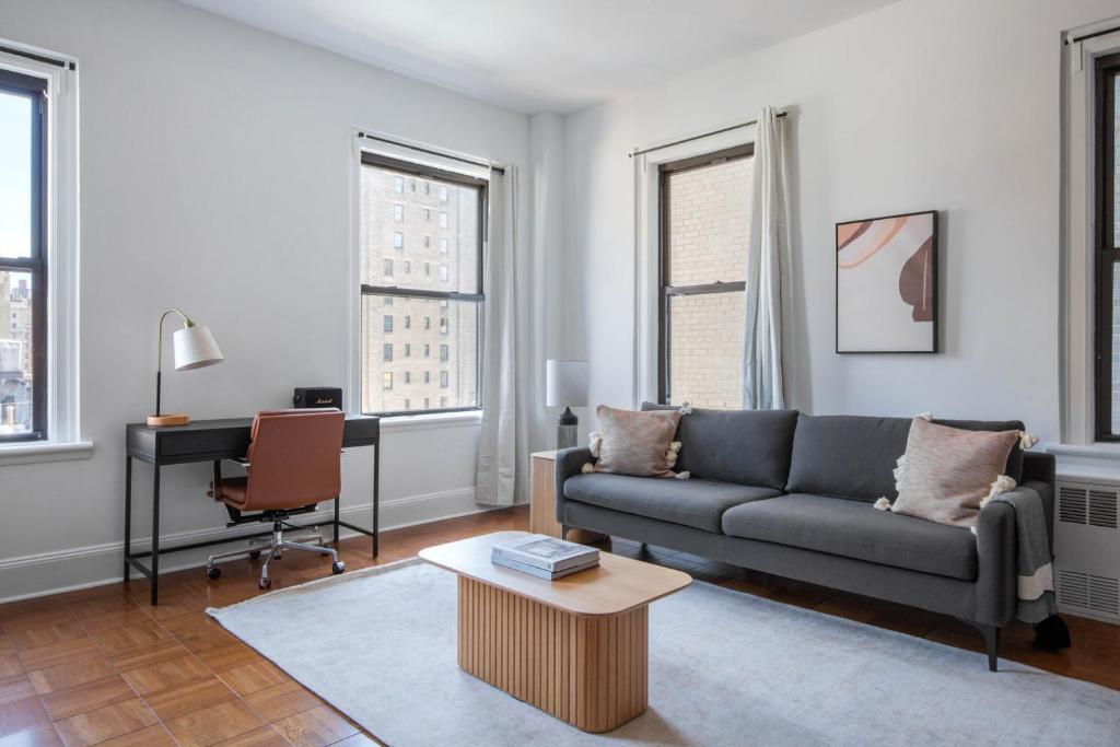 Blueground Lenox Hill view nr Central Park NYC-1132, New York (updated ...