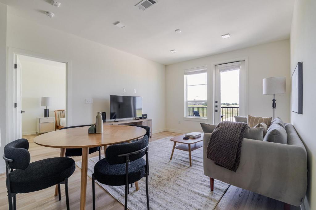 Blueground Round Rock pool nr Old Settlers Park ATX-322, Austin (prezzi ...