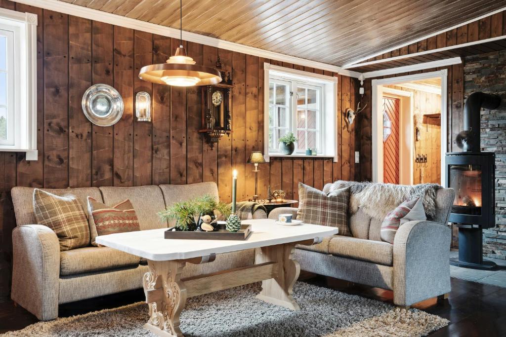 Old Swiss Hotel Charm In Seljestad, Fannrem (updated prices 2026)