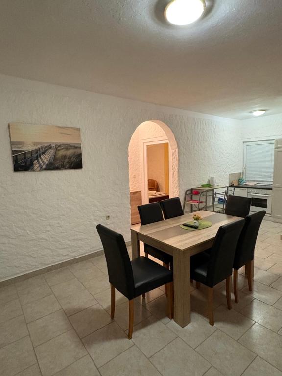 Villa kula, Nin (opdaterede priser for 2025)