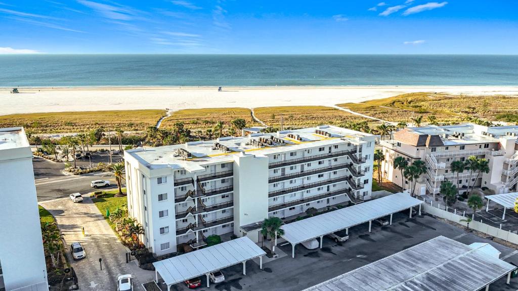 Crescent Royale 408, Siesta Key (updated prices 2025)