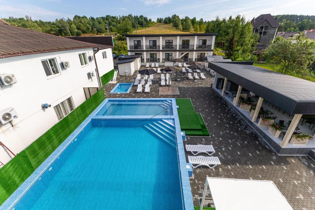 Jasmine, Solotvyno (updated prices 2025)