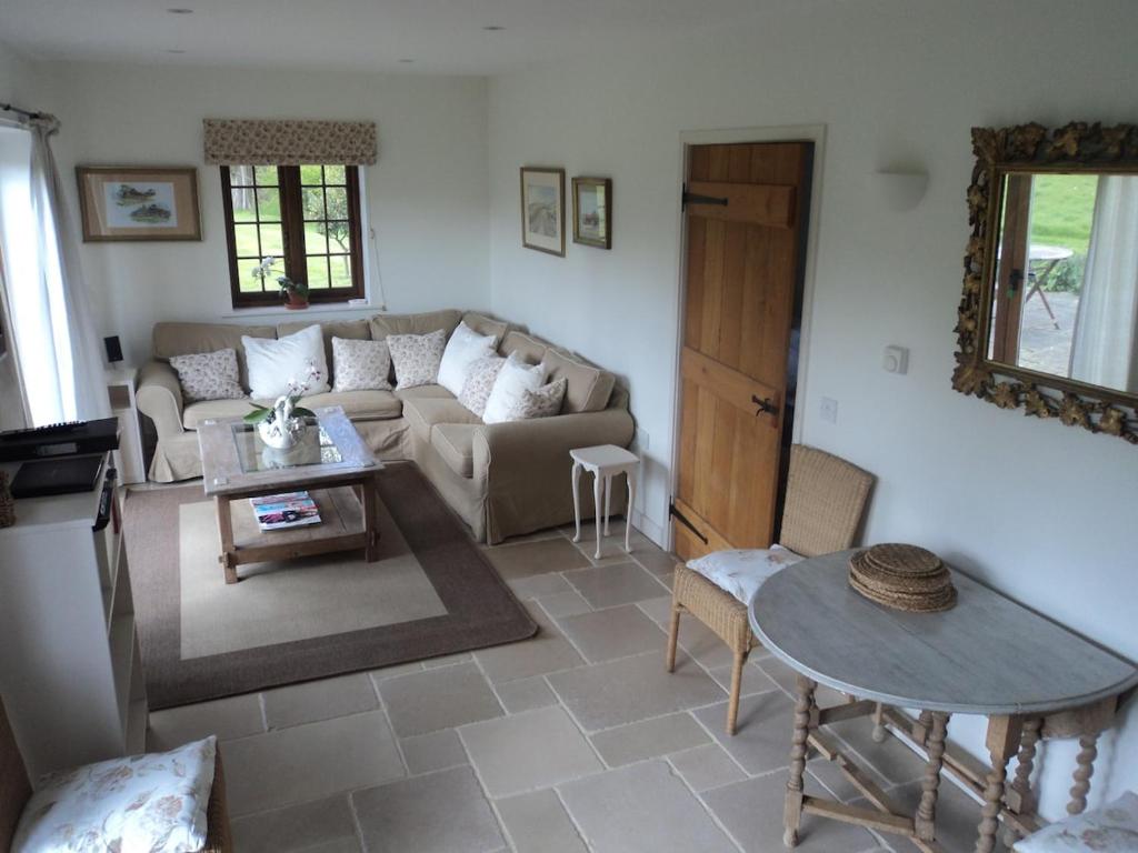 Beautiful Baytree Five Star Gold Beach and Harbour, Birdham (updated ...