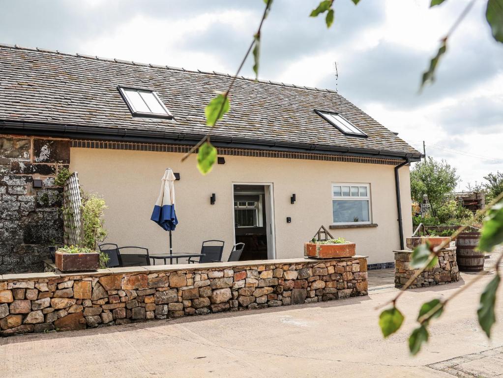 Fern Cottage, Biddulph (updated prices 2026)