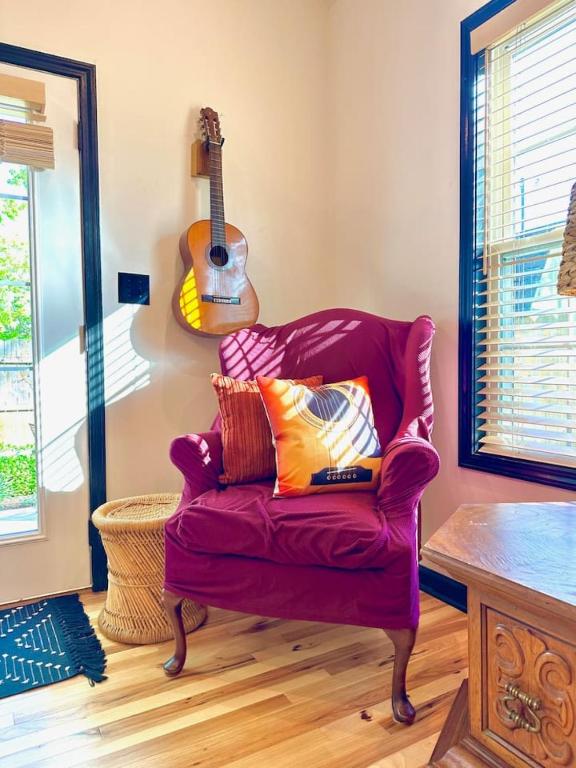 HOUSE OF ROCK - DOWNTOWN, RUPP ARENA, KEENELAND, HORSE PARK, Lexington ...