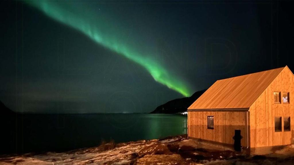 Beautiful Cabin With Sauna And Jacuzzi On Senja, Medby (updated prices ...