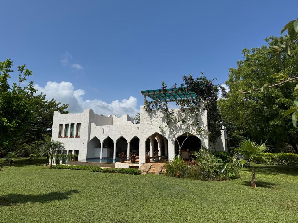 Van Vliet Villa, 4 bedroom at Vipingo Ridge Golf Resort Kenya, Kilifi ...