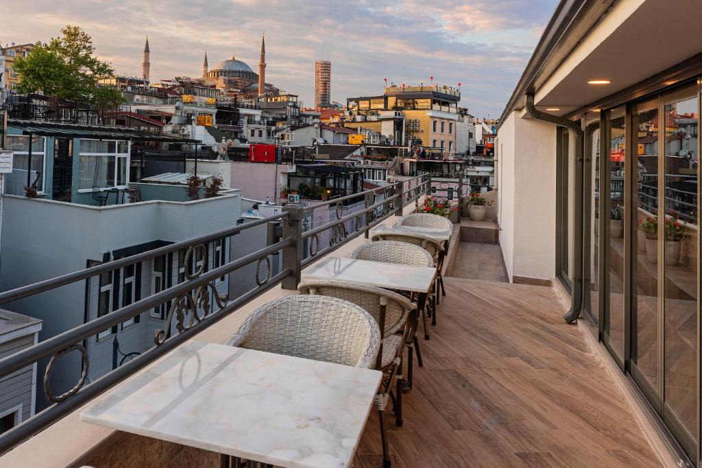 Azade Premier Hotel, Istanbul (updated prices 2025)