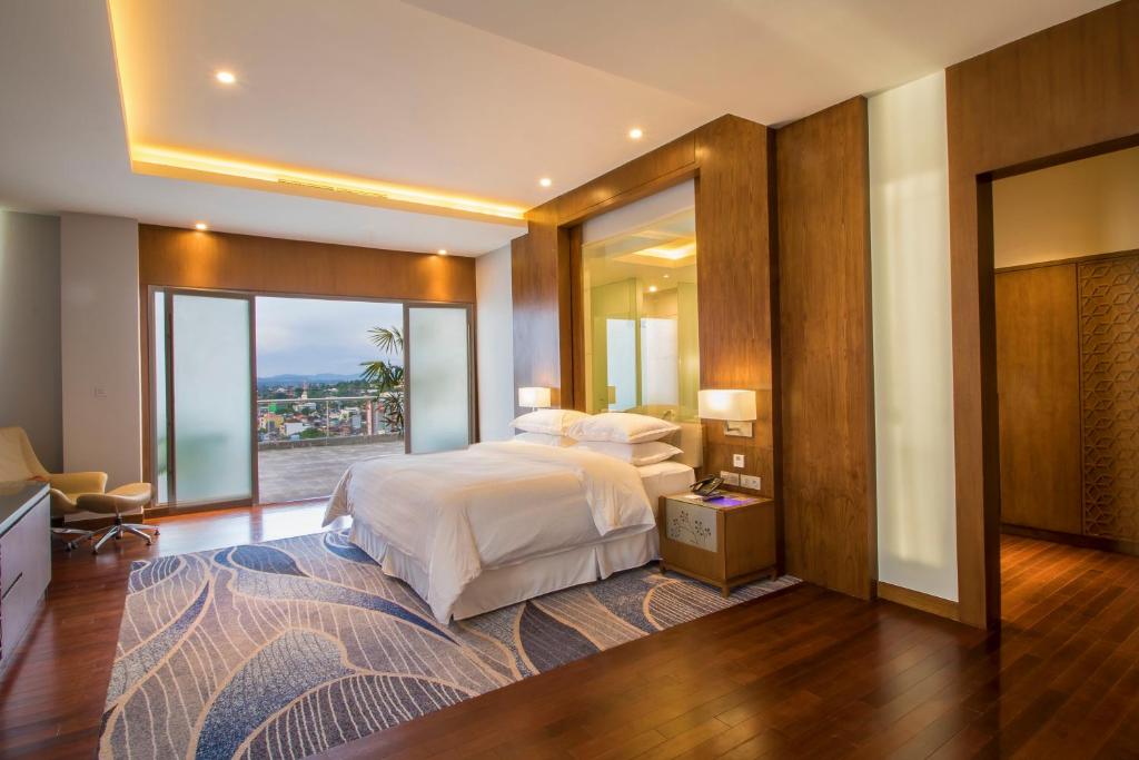 Four Points by Sheraton Manado, Manado (updated prices 2025)