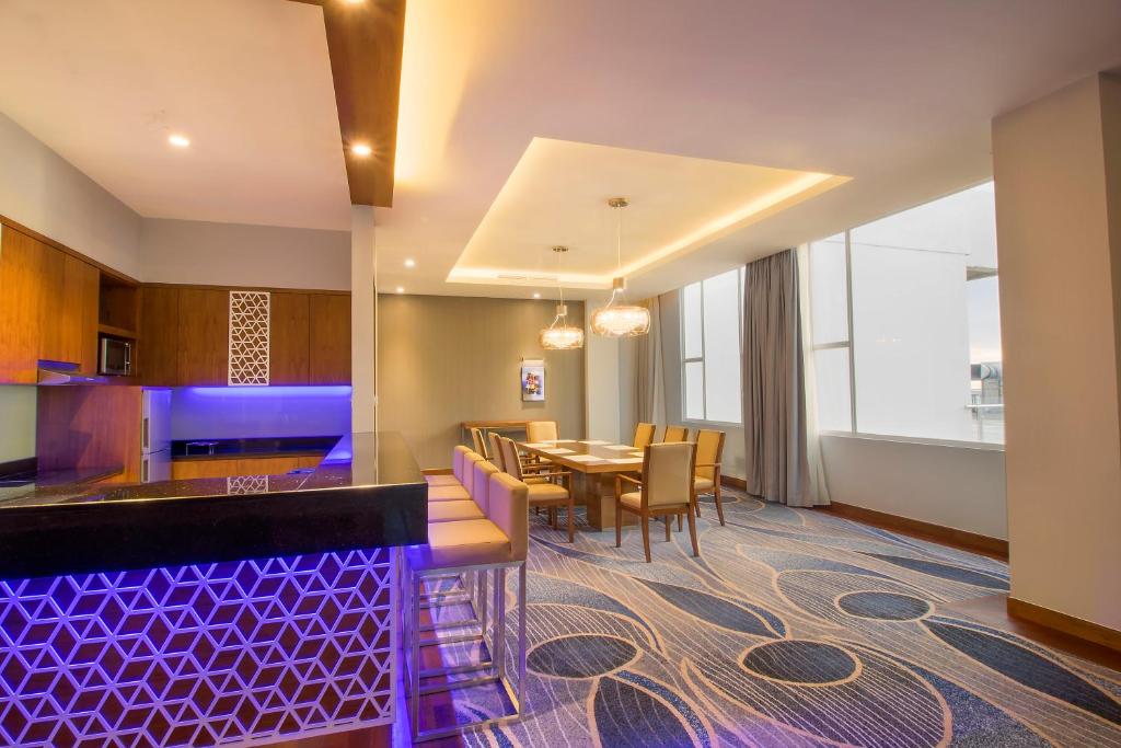 Four Points by Sheraton Manado, Manado (updated prices 2025)