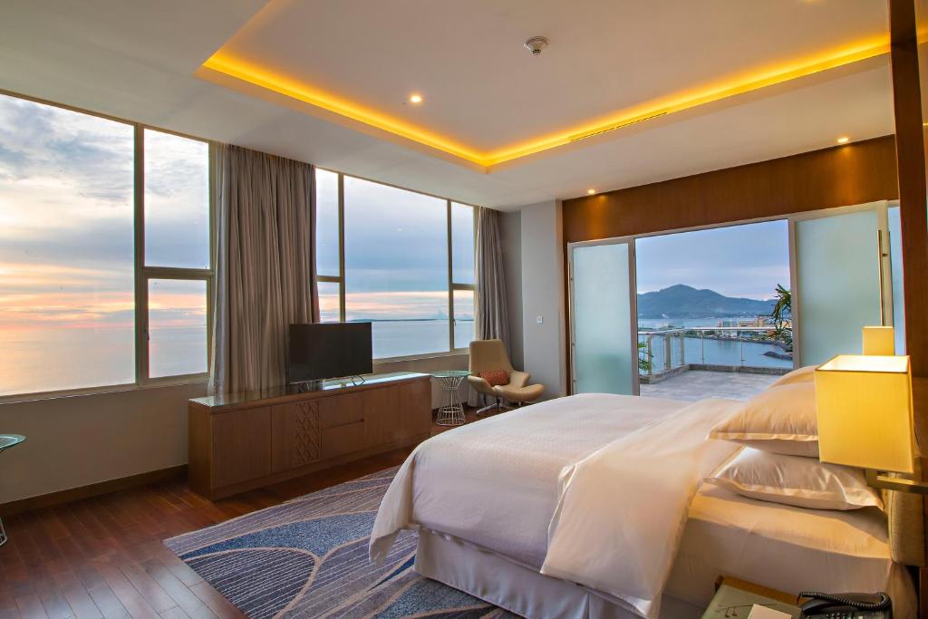 Four Points by Sheraton Manado, Manado (updated prices 2025)
