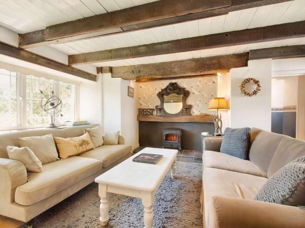 2 bed in Port Eynon 88216, Port-Eynon (updated prices 2025)