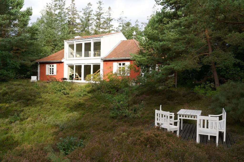 Red Stone House By Dueodde Beach, Neksø (updated prices 2026)