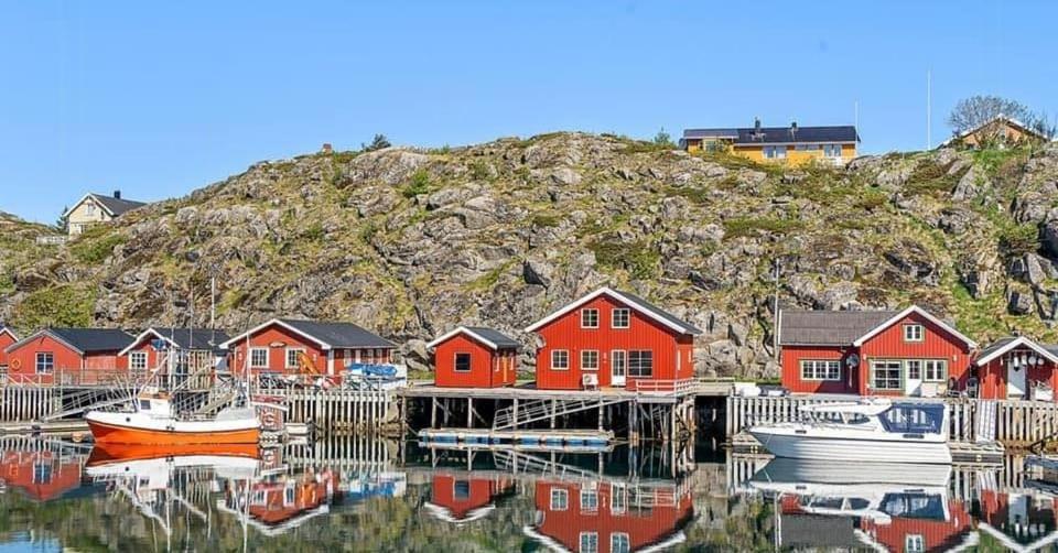 Cosy Cabin On Jetty In Lofoten, Skrova (updated prices 2025)