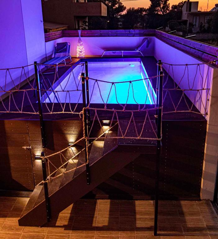 Woodoven home - pool, bbq & outdoor cinema, Tympáki (updated prices 2026)