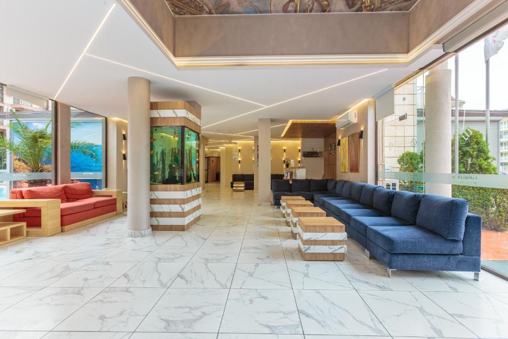 All-inclusive Holiday Apartments in Tarsis Hotel & Aquapark, Pantai ...